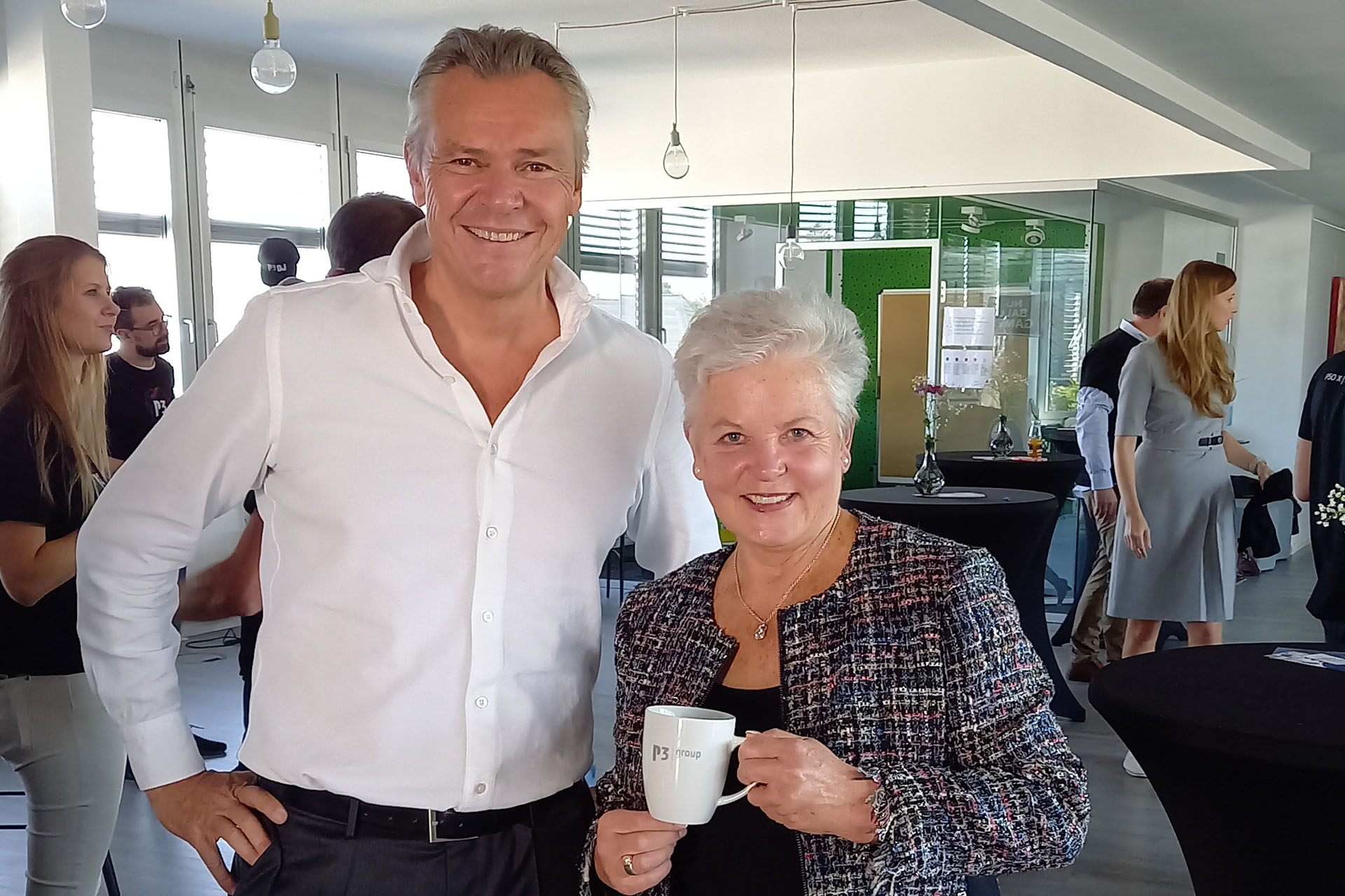 Interpretación del evento corporativo en P3 en Stuttgart - Translation ...